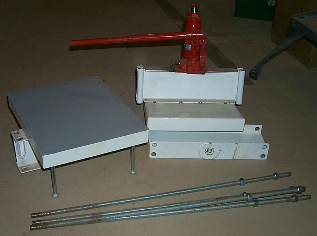 Our first papermaking press – the Papertrail